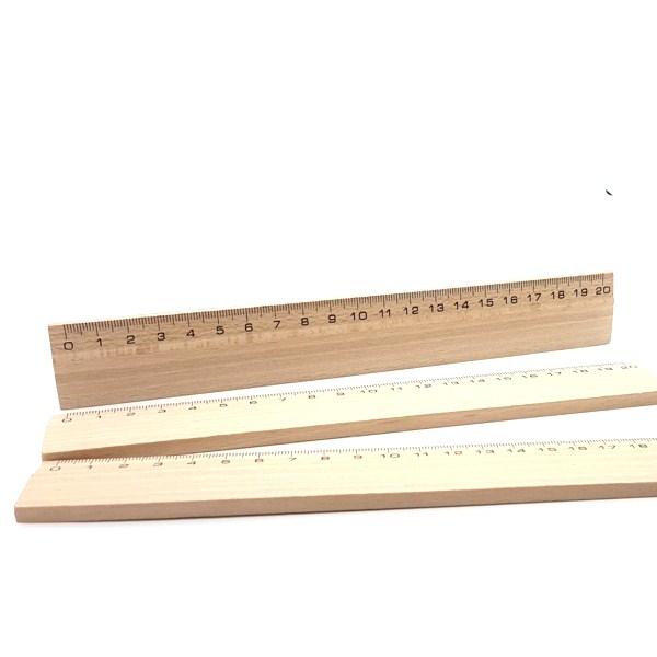 Latte (règle) en bois de 20cm en hêtre naturel non traité et gradué